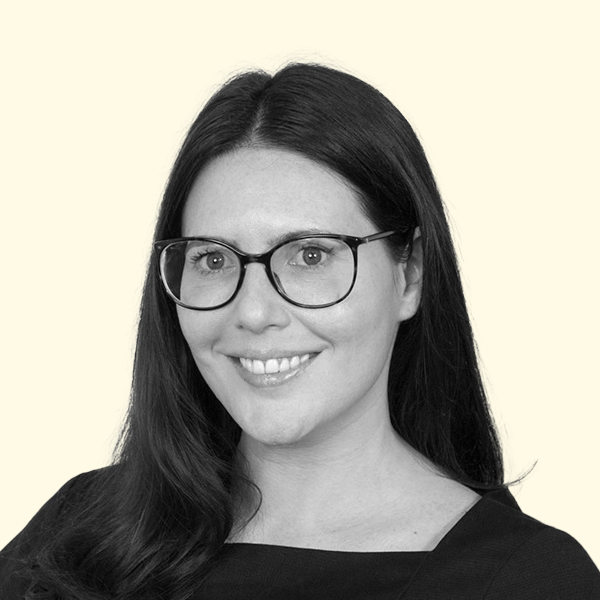 Sarah-Moss – Global Relay Intelligence & Practice